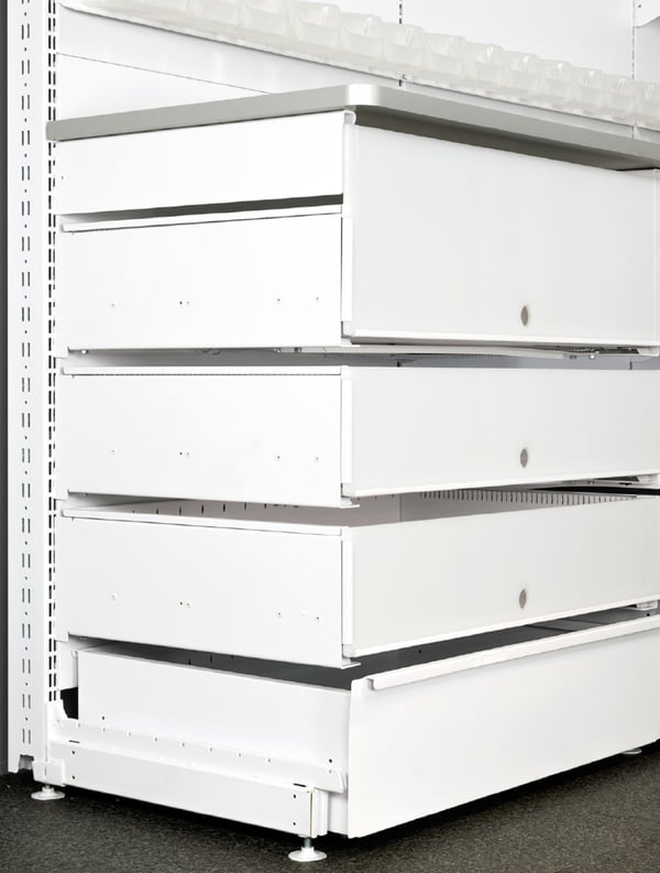 D25 Pharmacy Shelving